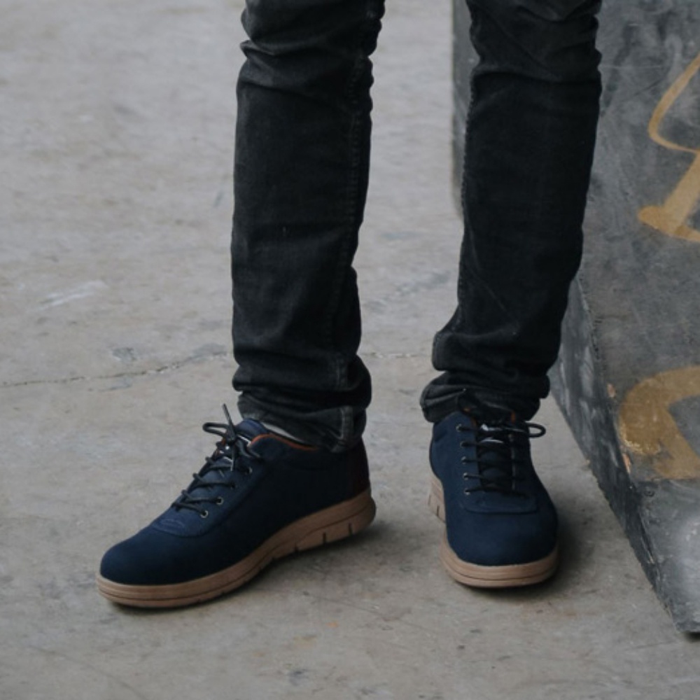 Sepatu Polka Navy – Footstep Footwear